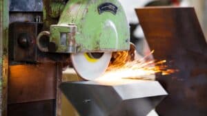 Surface Finish & Roughness Charts Guide | Machining Tips