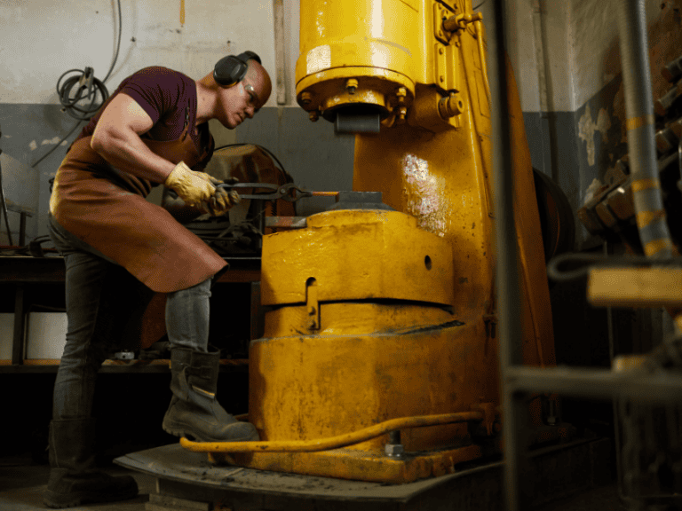 Forging vs Foundry: What's the Difference? | Metal Manufacturing Explained